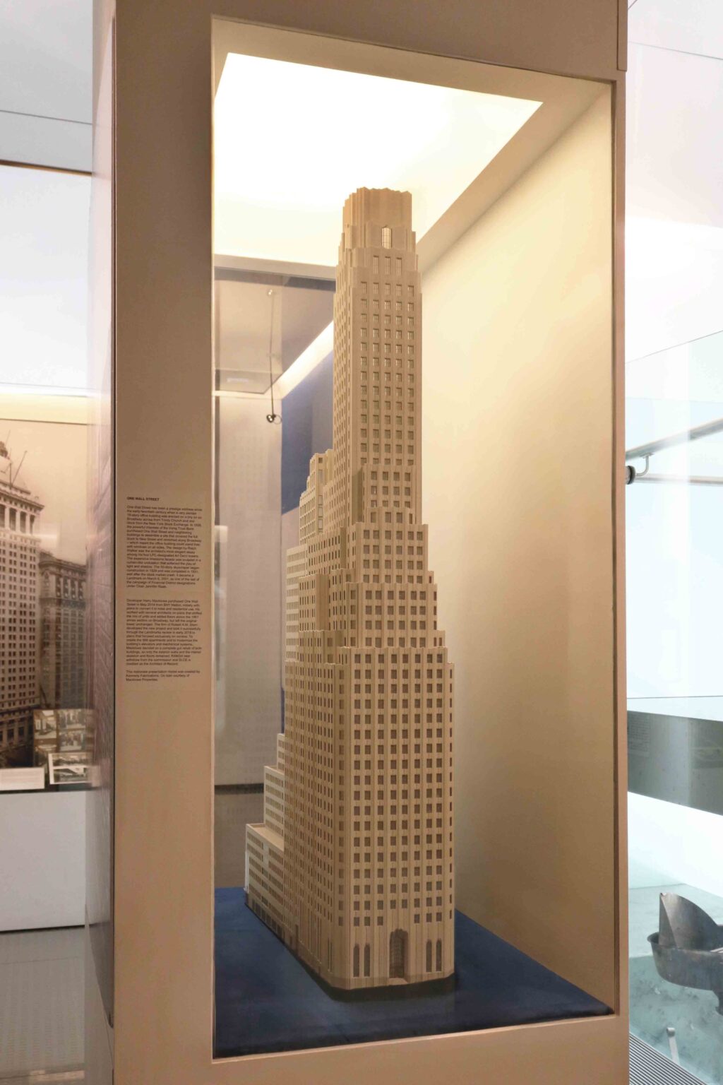 Buildings – Sky Marks Landmarks