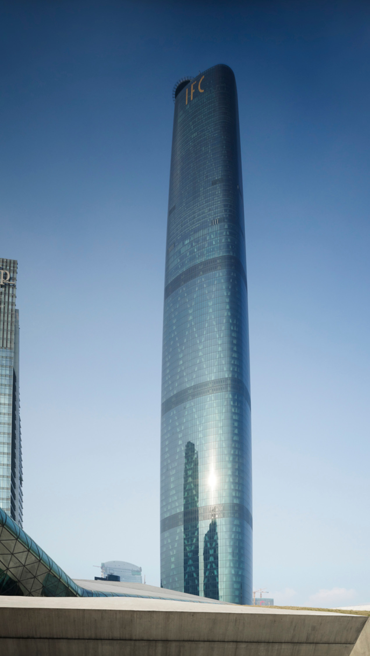 Guangzhou International Finance Center West Tower – Supertall!